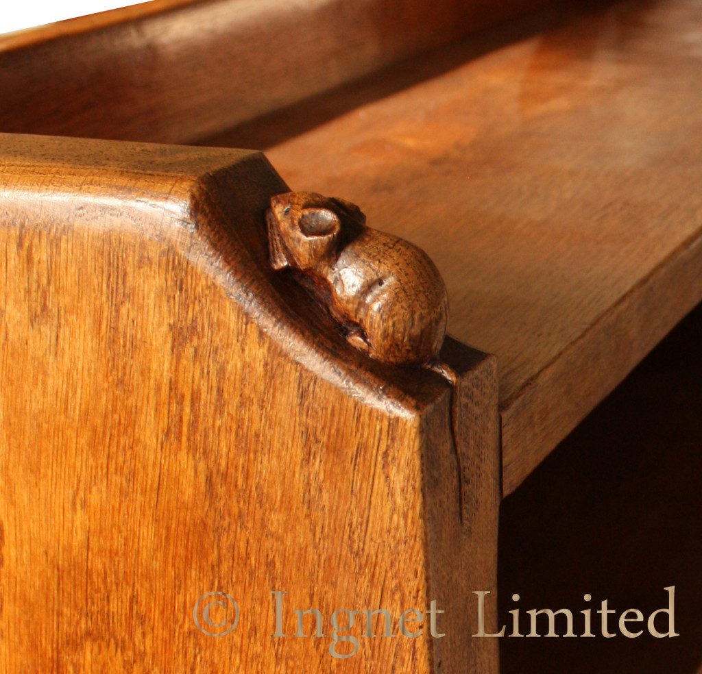 ROBERT MOUSEMAN THOMPSON OAK OPEN BOOKCASE – Ingnet