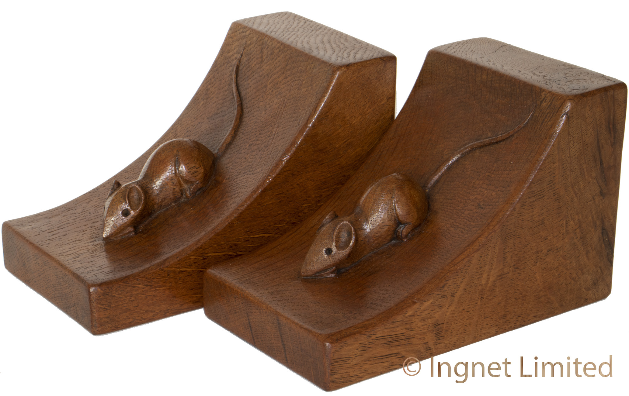 ROBERT MOUSEMAN THOMPSON PAIR OF VINTAGE OAK BOOKENDS - Ingnet