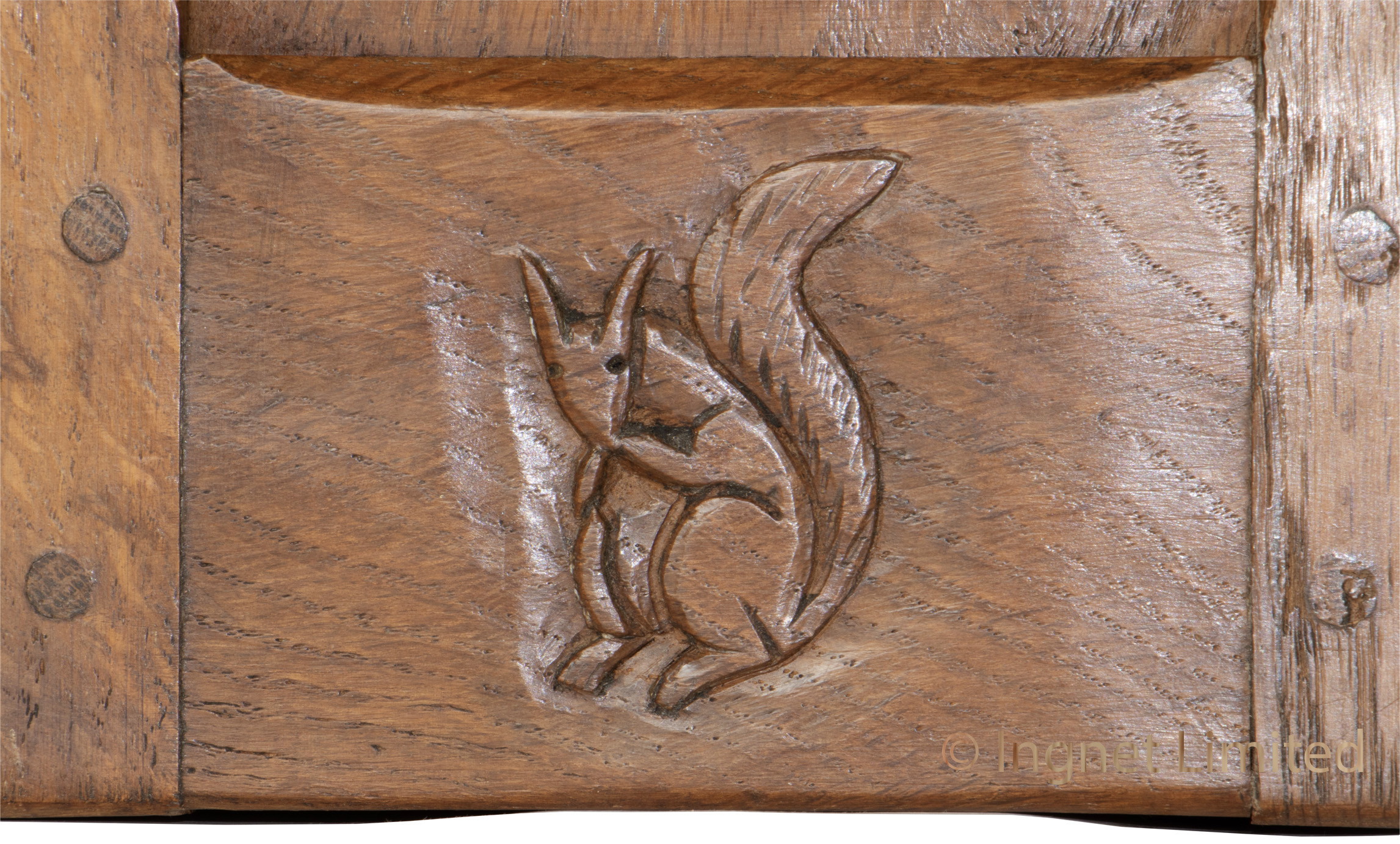 SQUIRRELMAN OAK ADZED CORNER CUPBOARD – Ingnet