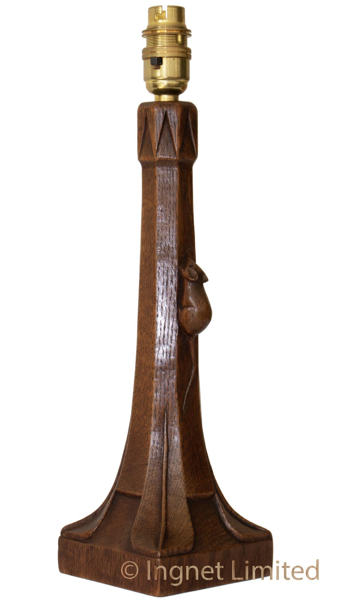 ROBERT MOUSEMAN THOMPSON CLASSIC OAK TABLE LAMP – Ingnet