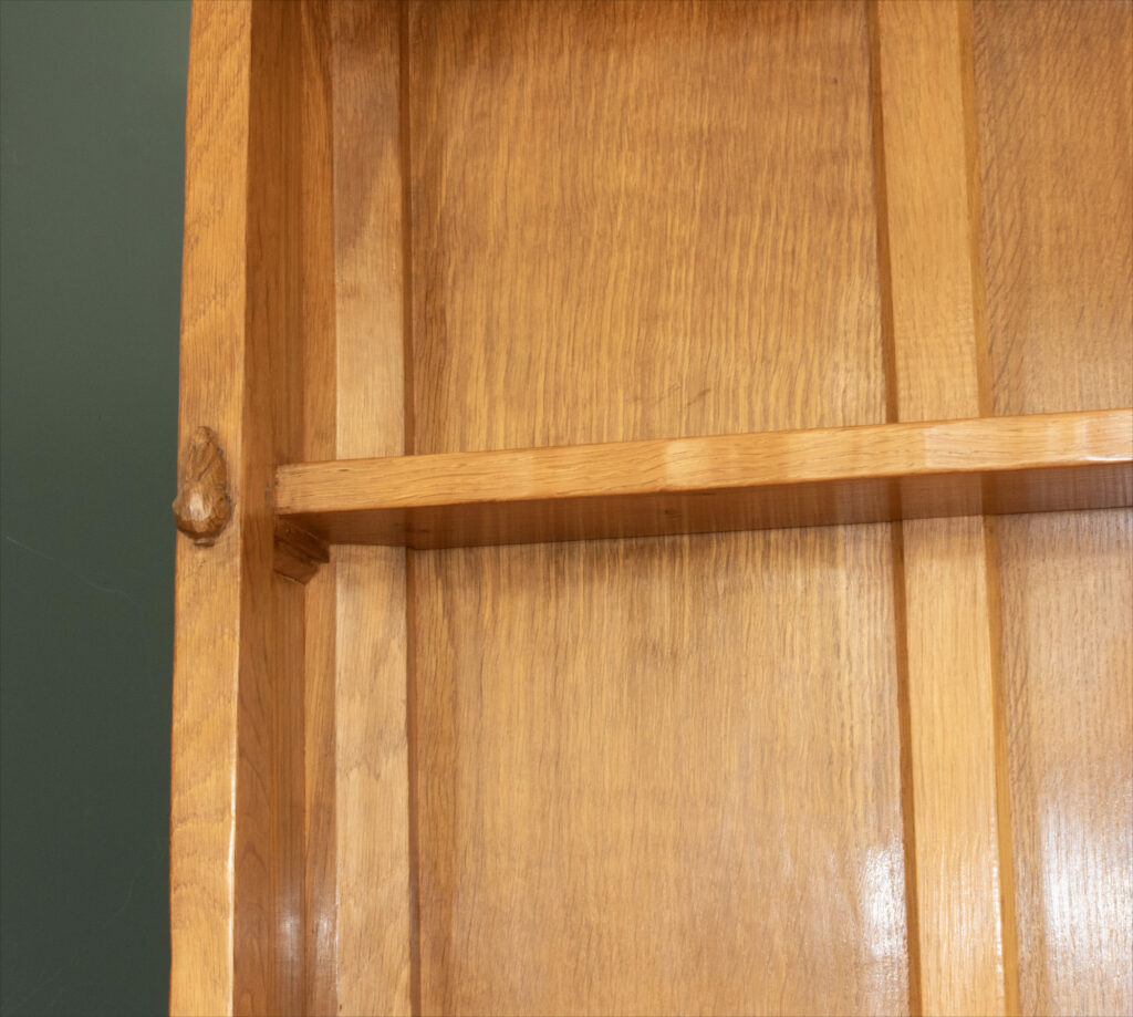 PETER “RABBITMAN” HEAP ADZED OAK DRESSER – Ingnet