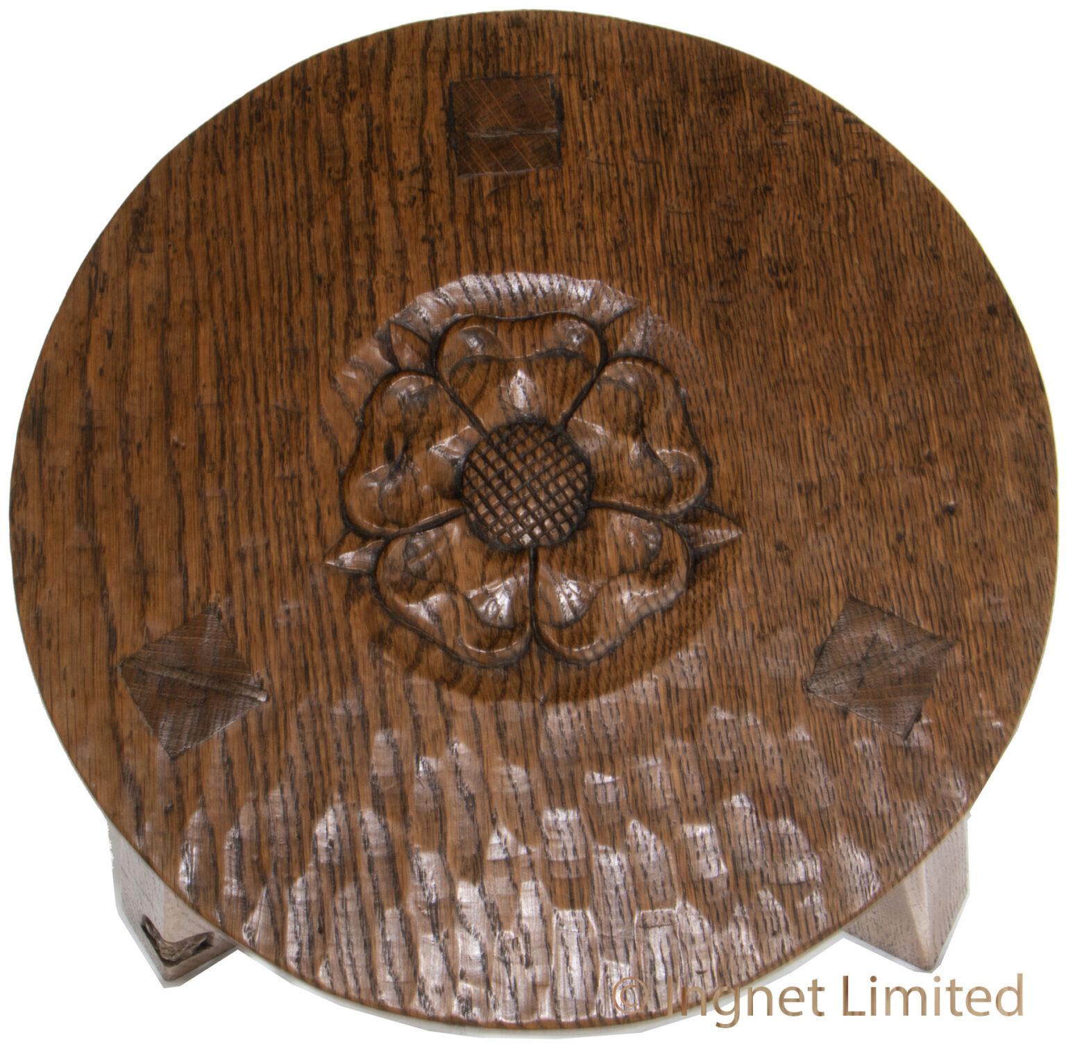 THOMAS GNOMEMAN WHITTAKER YORKSHIRE ROSE ADZED STOOL – Ingnet