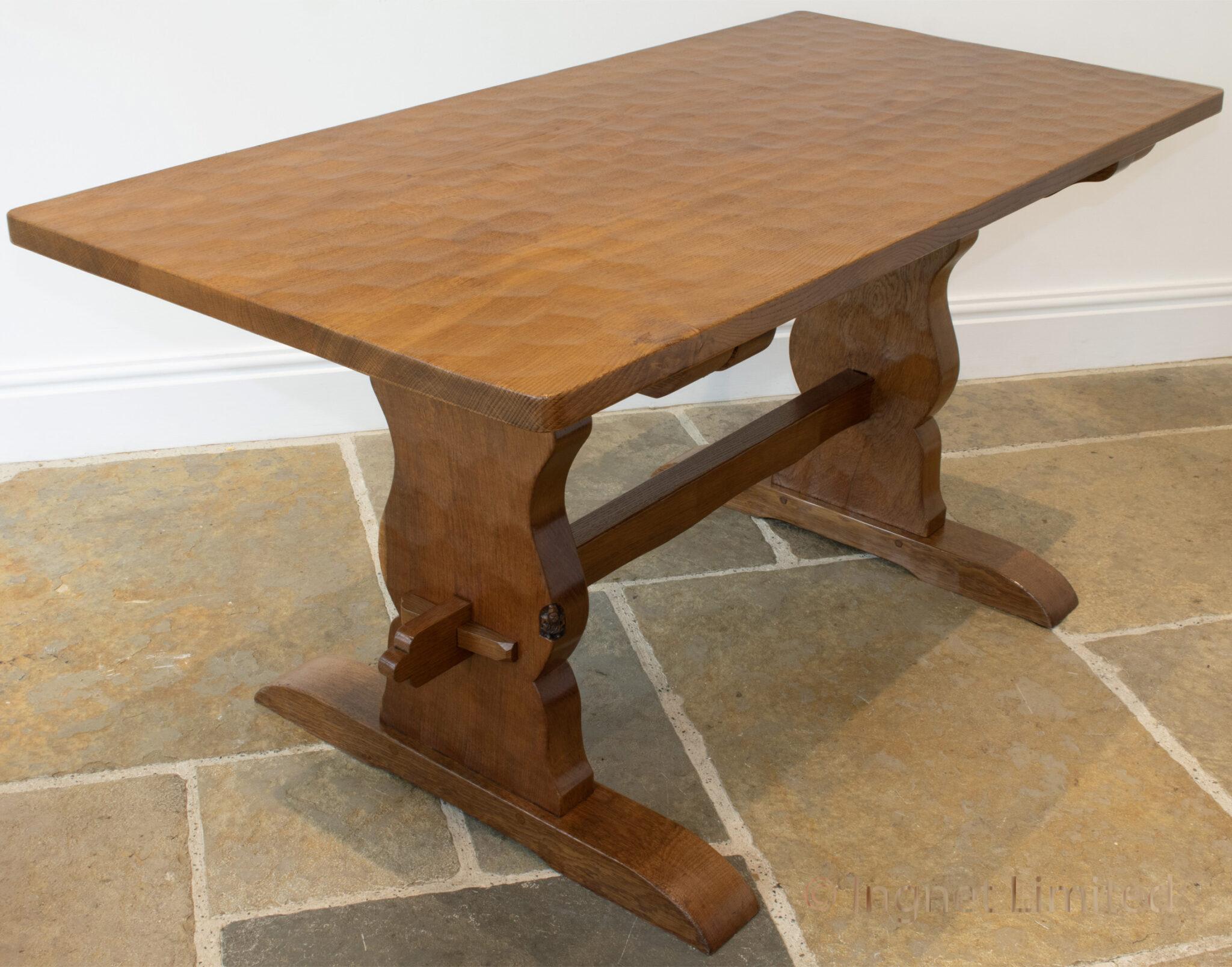 THOMAS GNOMEMAN WHITTAKER FULLY ADZED TABLE WITH TWO BENCHES – Ingnet
