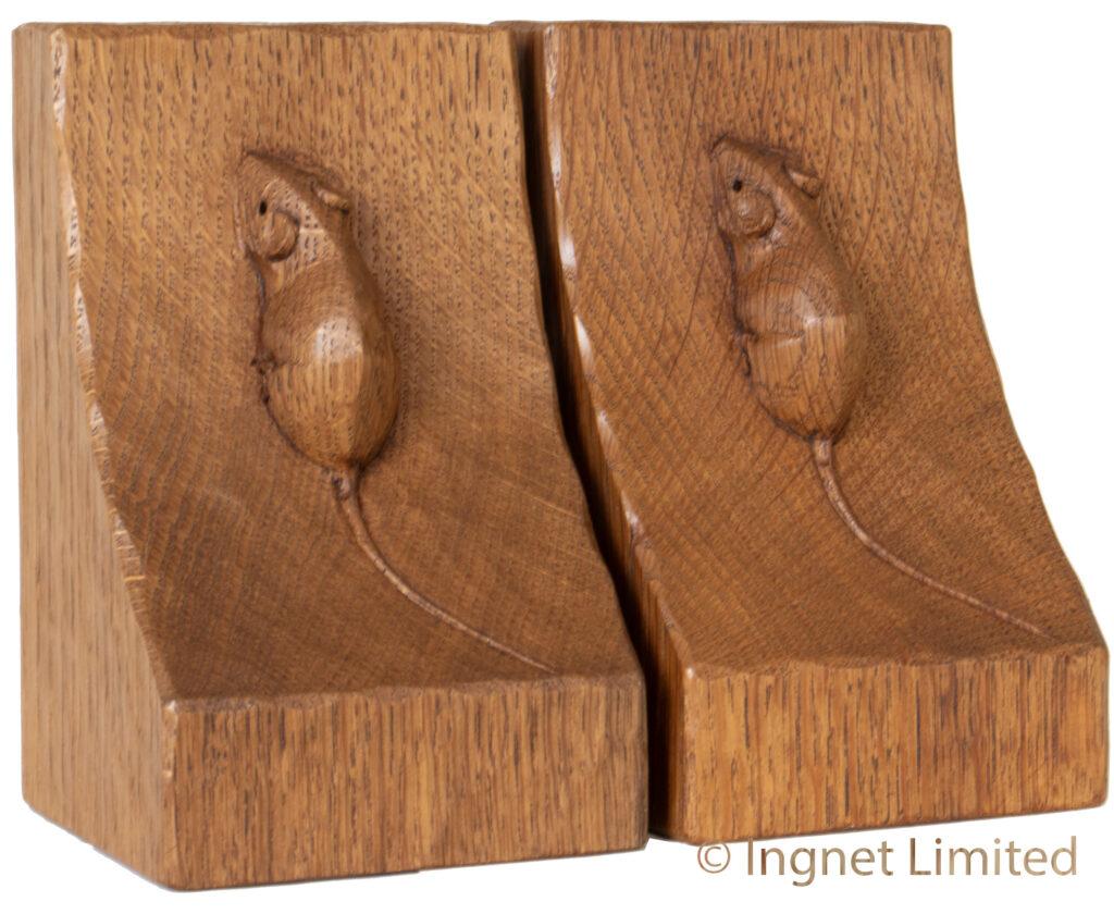 ROBERT MOUSEMAN THOMPSON VINTAGE OAK BOOKENDS – Ingnet