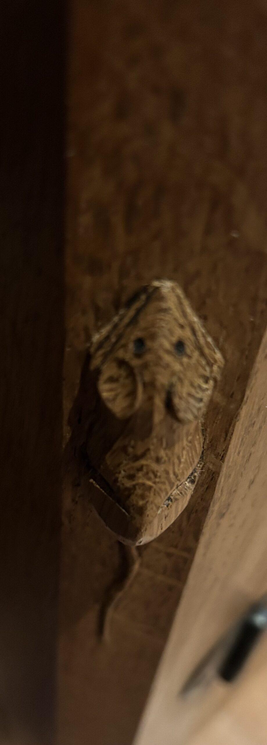 ROBERT MOUSEMAN THOMPSON 5FT ADZED OAK SIDEBOARD – Ingnet