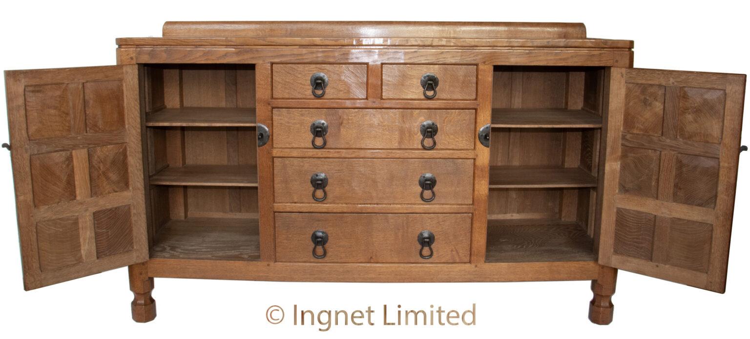 ROBERT MOUSEMAN THOMPSON CLASSIC FULLY ADZED SIDEBOARD – Ingnet