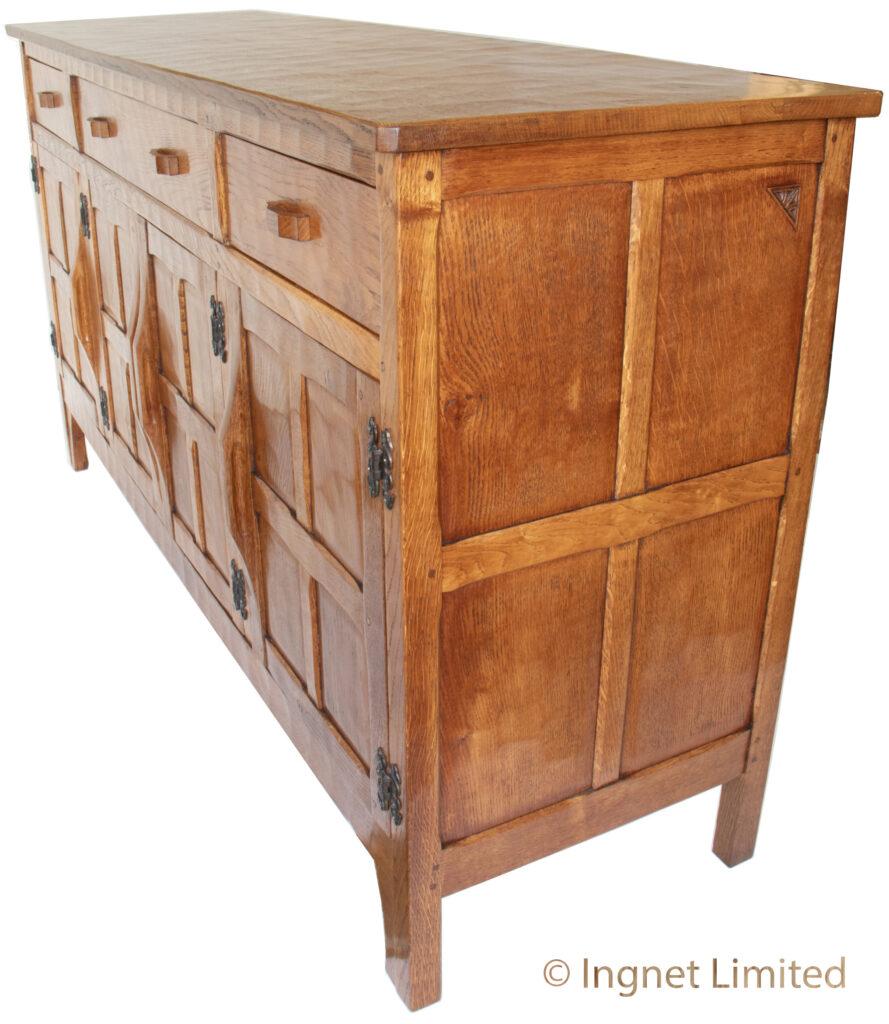 KINGPOST YORKSHIRE OAK FULLY ADZED SIDEBOARD – Ingnet