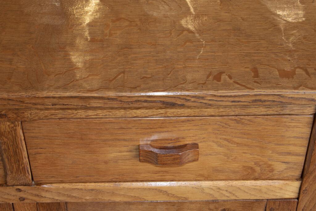 KINGPOST YORKSHIRE OAK FULLY ADZED SIDEBOARD – Ingnet