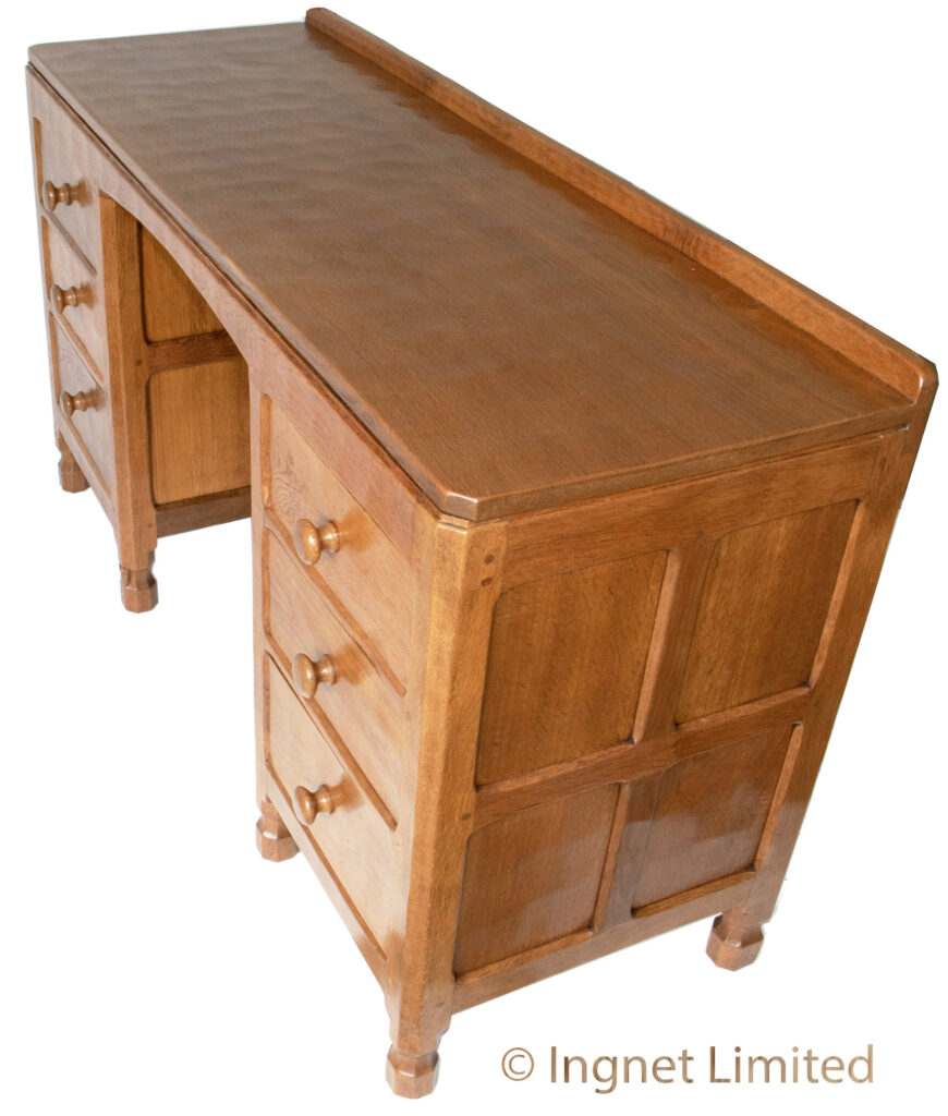 WILF SQUIRRELMAN HUTCHINSON FULLY ADZED OAK DESK – Ingnet