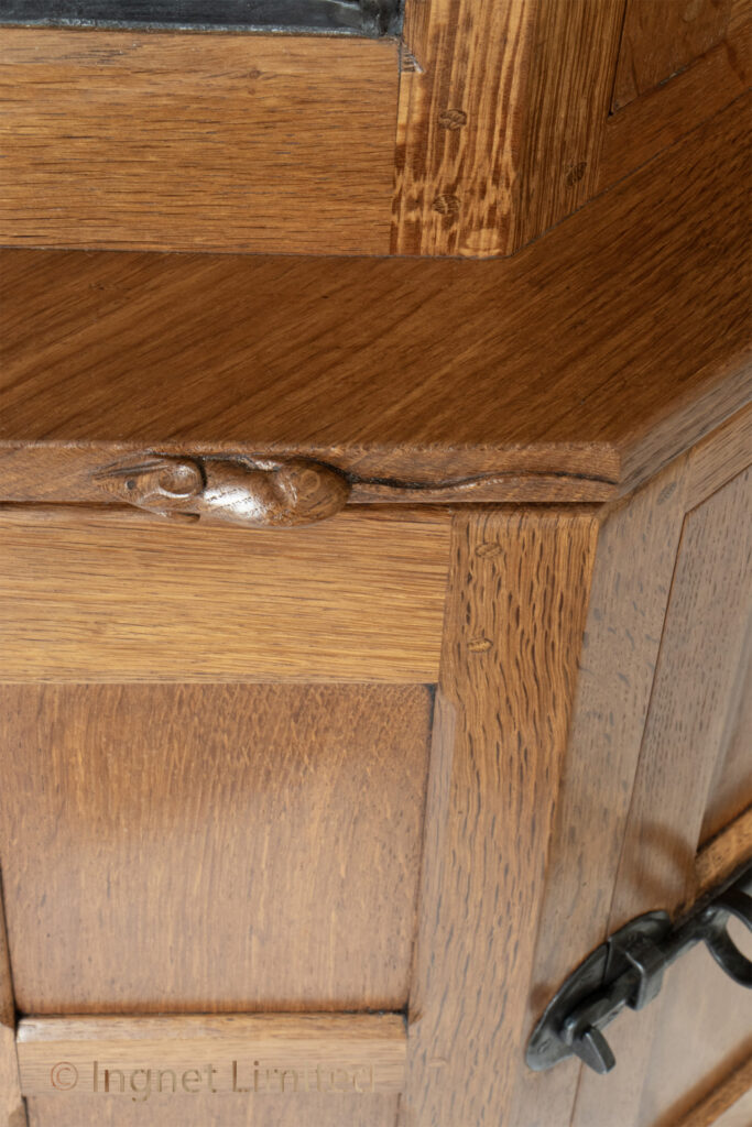 ROBERT MOUSEMAN THOMPSON FLOOR STANDING CORNER CUPBOARD – Ingnet