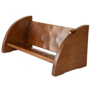 ROBERT MOUSEMAN THOMPSON OAK ADZED BOOK TROUGH – Ingnet