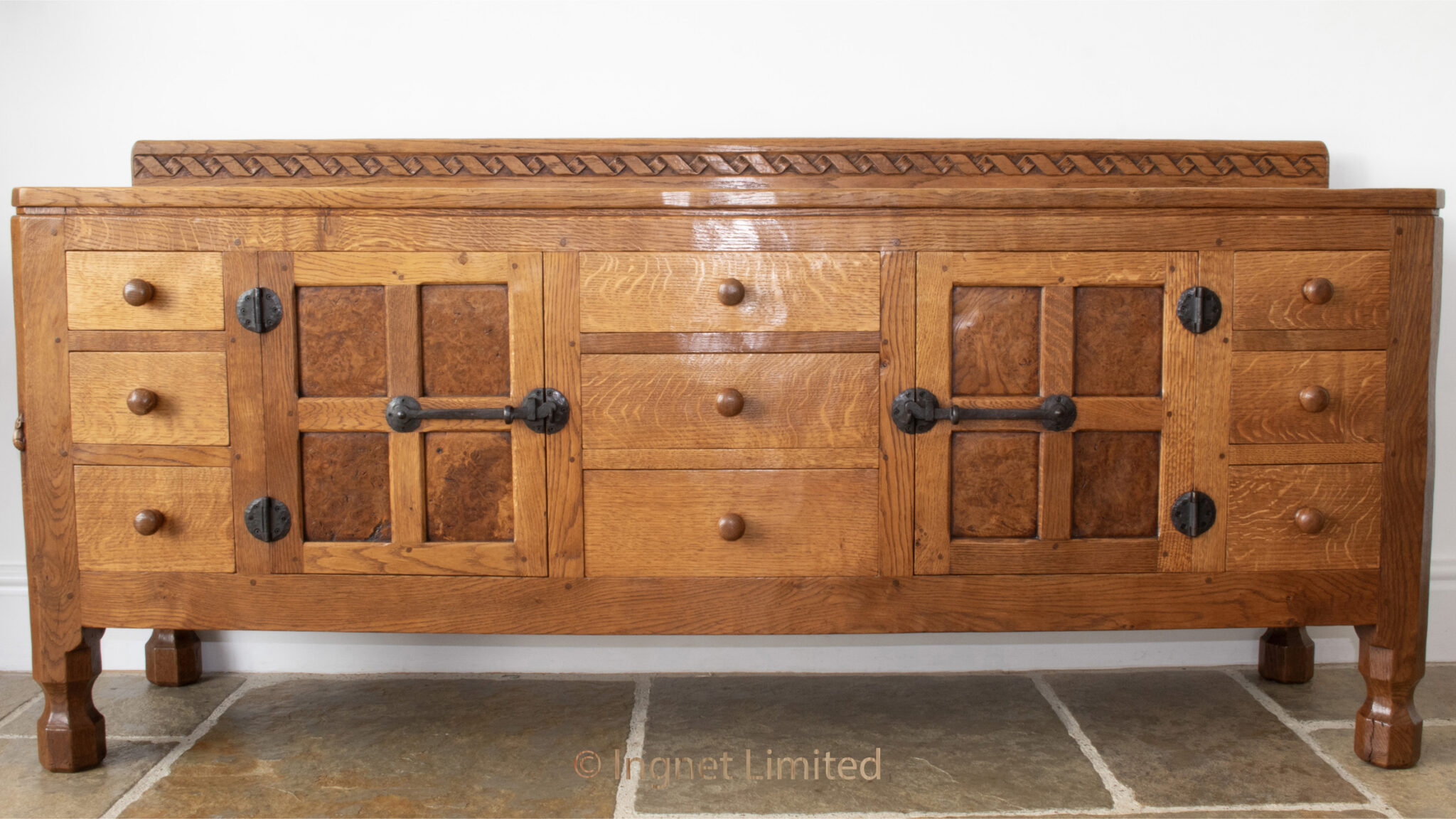 ROBERT MOUSEMAN THOMPSON RARE EARLY BURR OAK FULLY ADZED SIDEBOARD – Ingnet