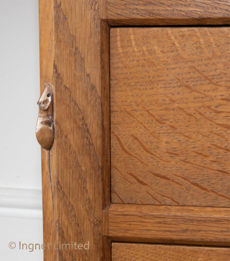 ROBERT MOUSEMAN THOMPSON OAK ADZED DESK – Ingnet