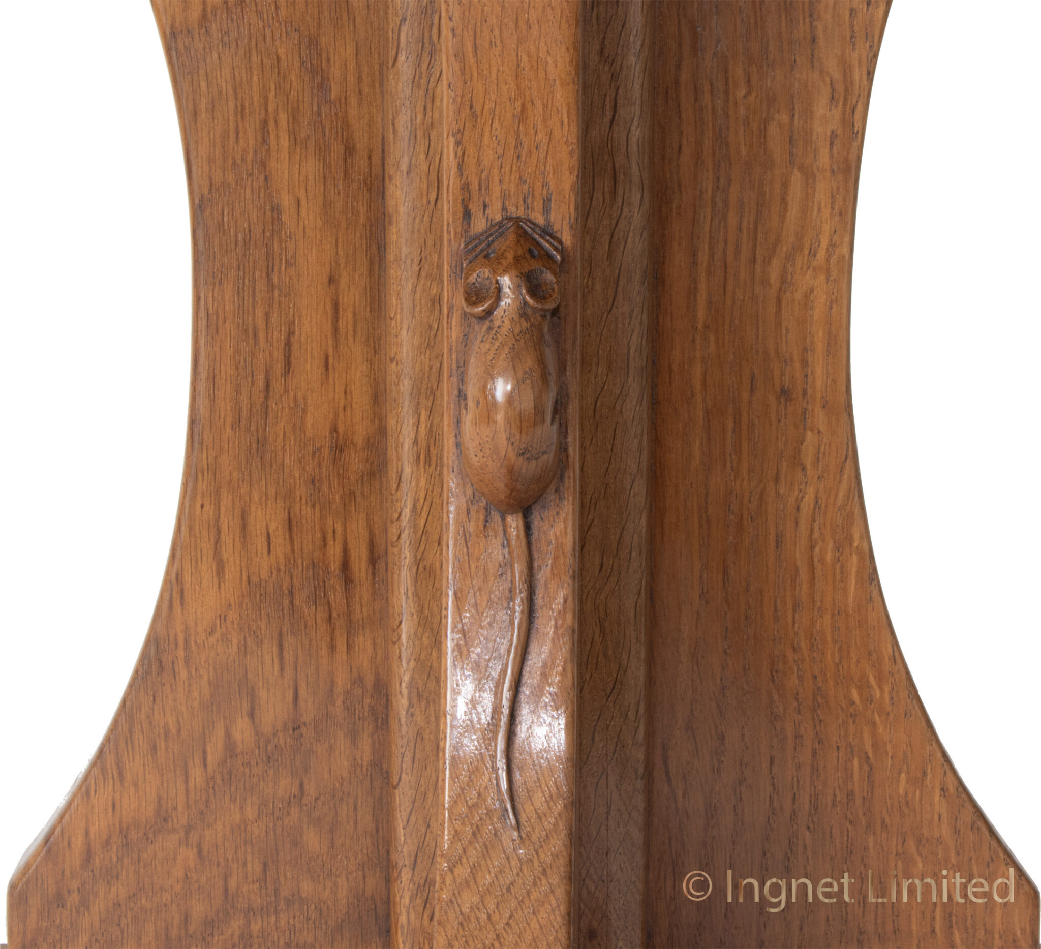 ROBERT MOUSEMAN THOMPSON OAK ADZED OCTAGONAL COFFEE TABLE – Ingnet