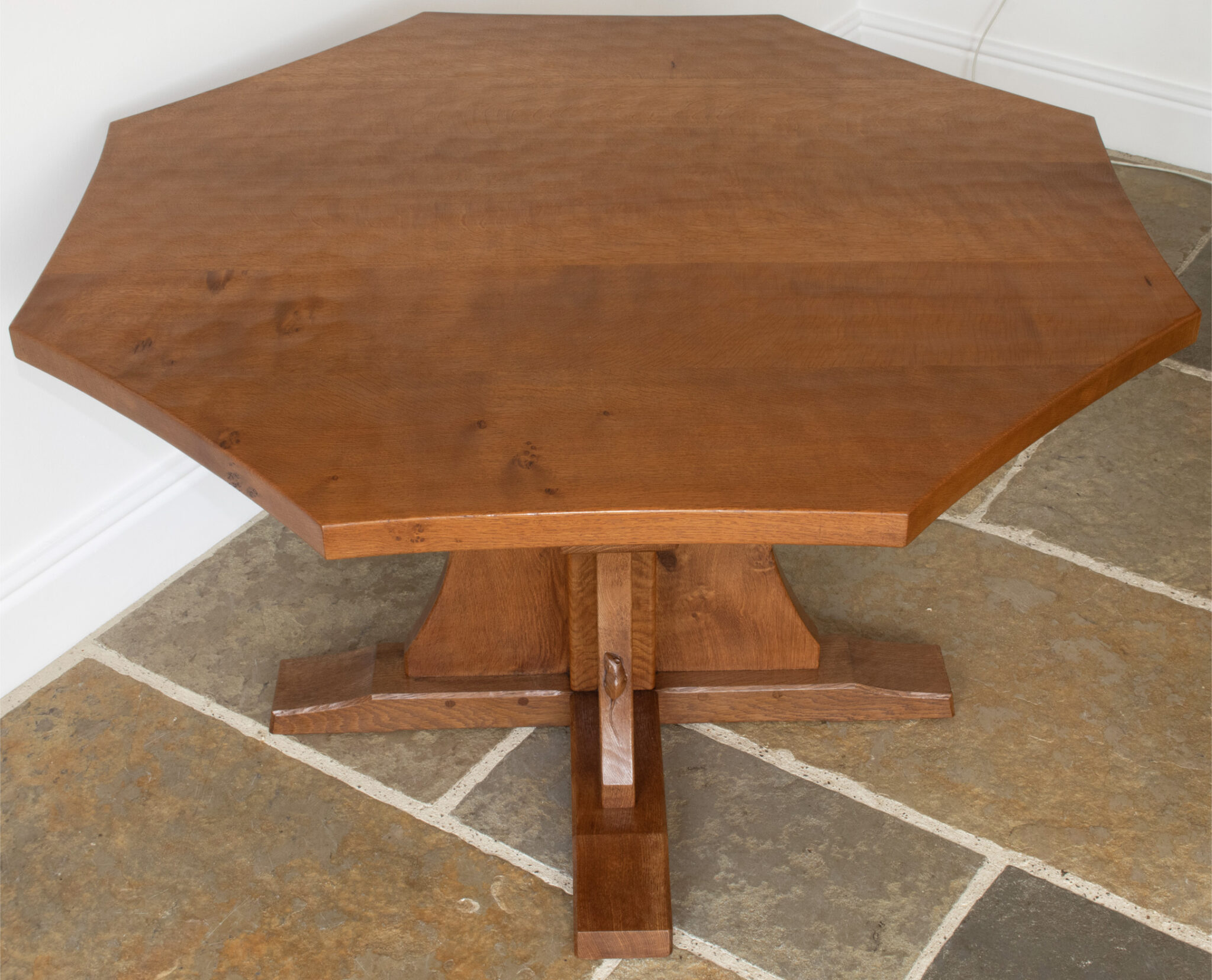ROBERT MOUSEMAN THOMPSON ADZED OCTAGONAL DINING TABLE – Ingnet