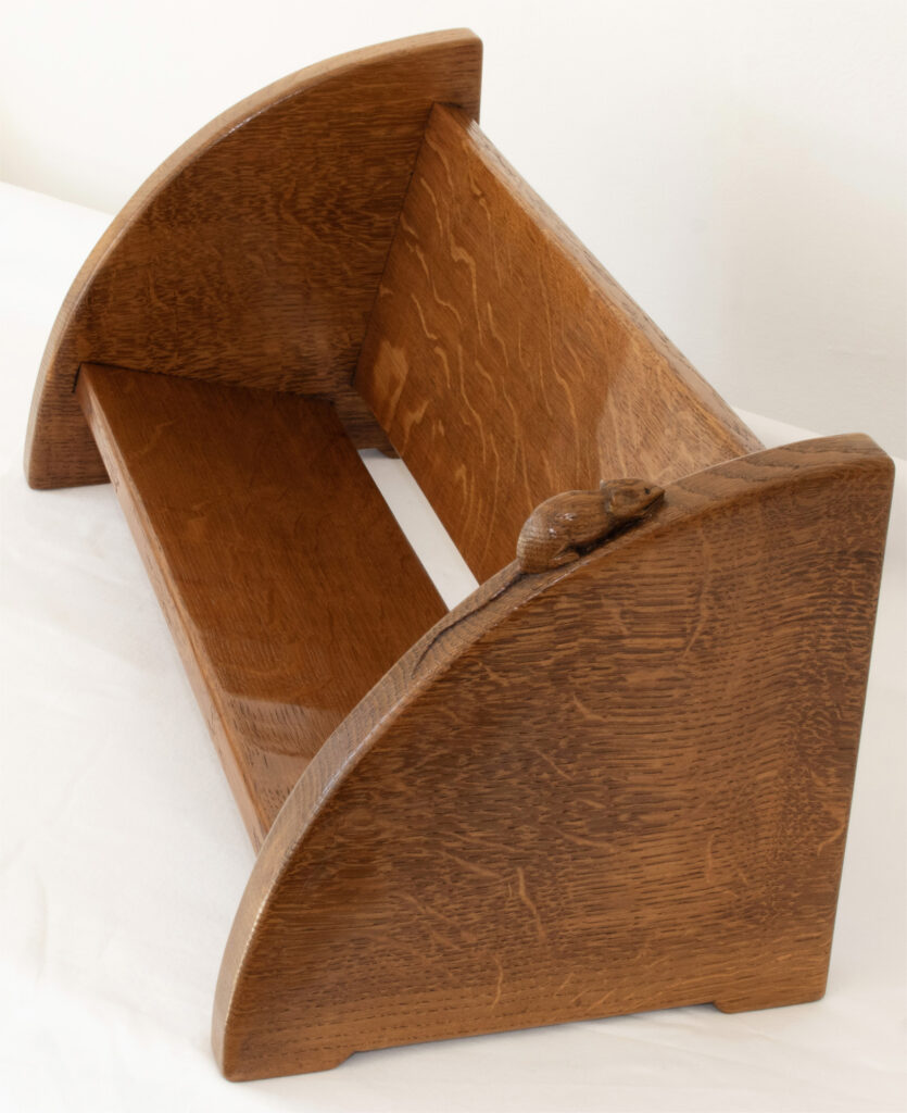 ROBERT MOUSEMAN THOMPSON VINTAGE ADZED BOOK TROUGH – Ingnet